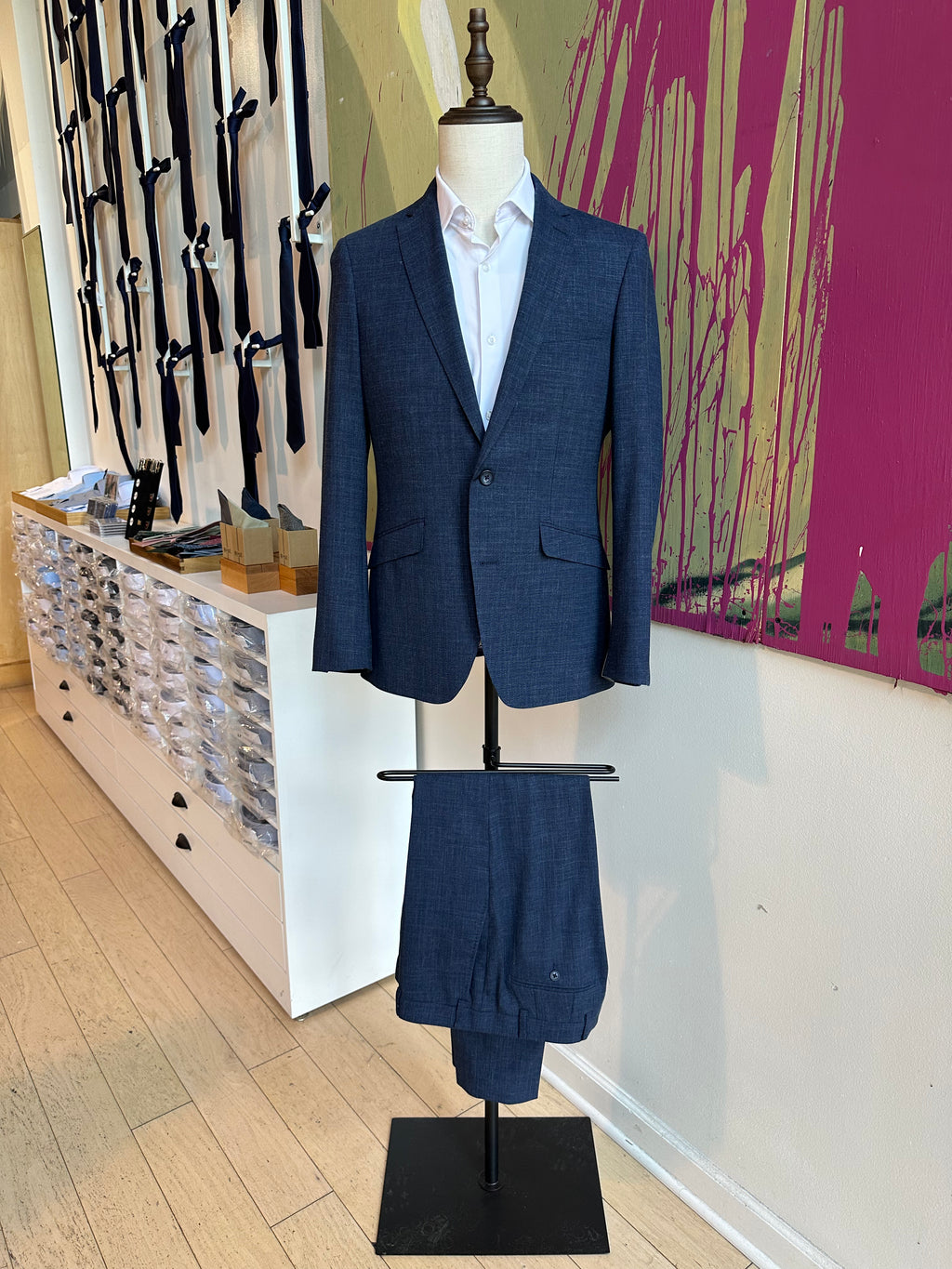 Navy Linen Blend Suit – Pursuit