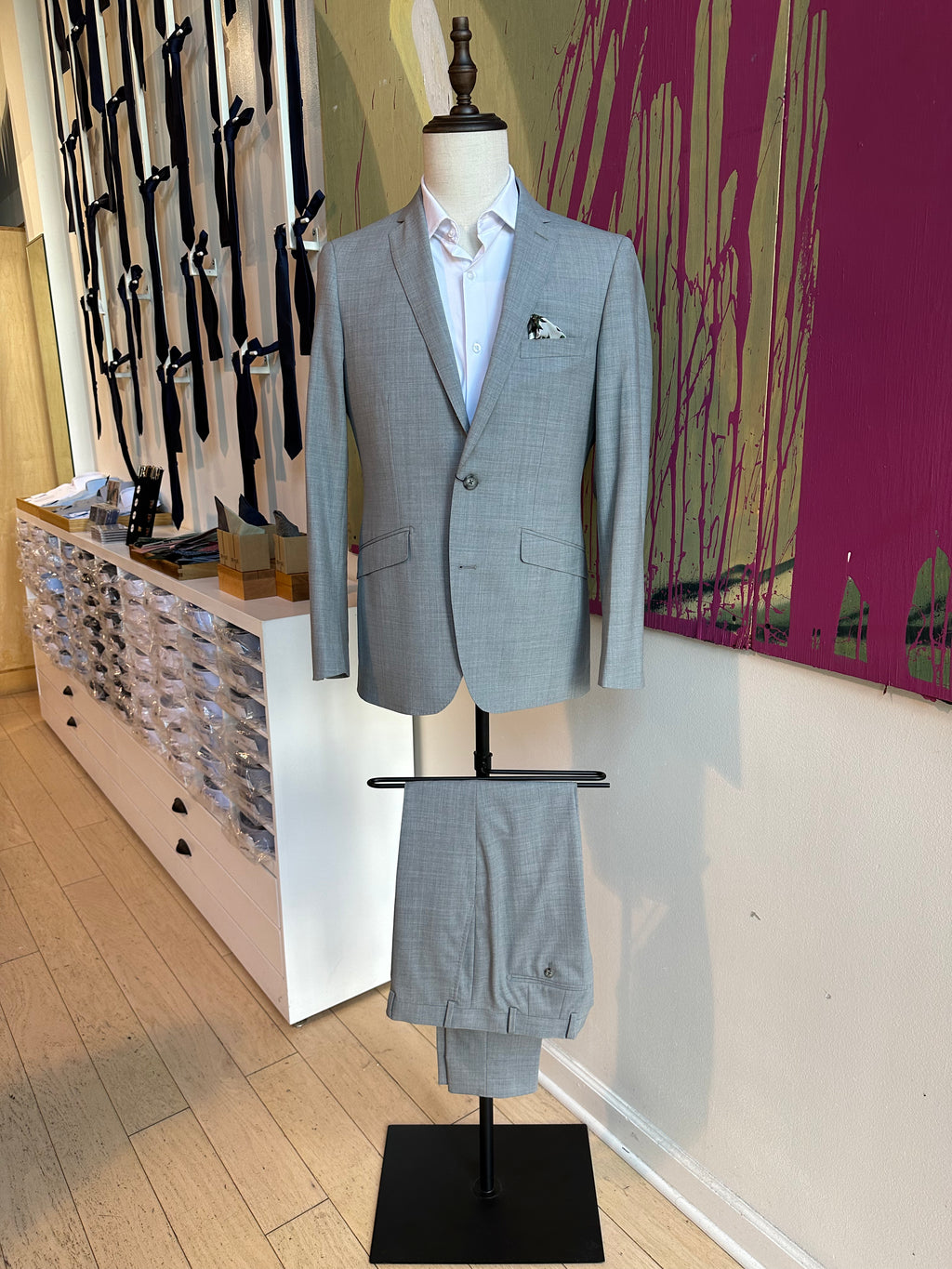 Light Gray Stretch Suit – Pursuit