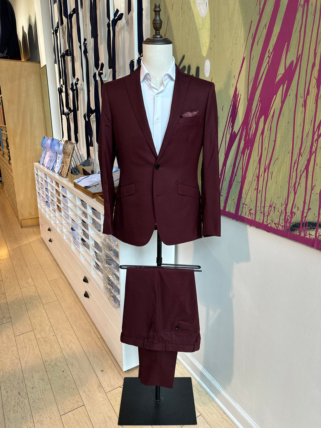 Wine Stretch Suit – Pursuit